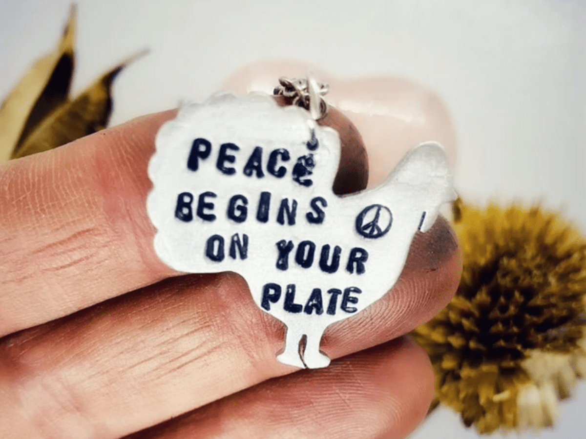 9 Best Sustainable, Cruelty-Free, Vegan Jewelry Brands - Sandra Campillo